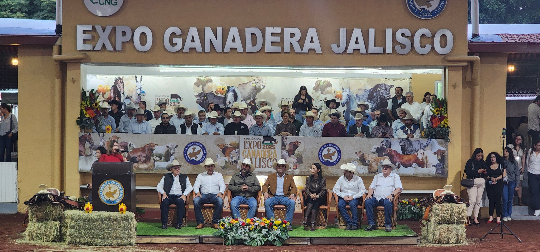 Inicia con éxito la Expo Ganadera Jalisco 2025 - TierraFértil®